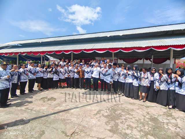 Spanduk HGN 2023 dan HUT ke-78 PGRI Manokwari Berhadiah 15 Juta | Papua ...